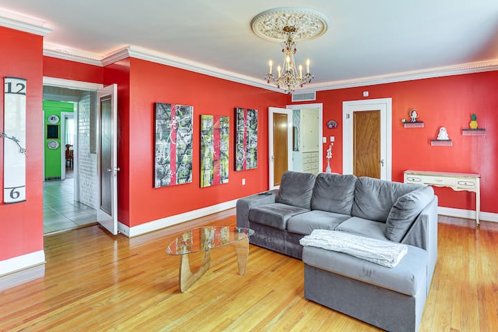 ‘Artists’ Nest’ Unique Home 2 Mi To Dtwn Longview! - Longview, TX