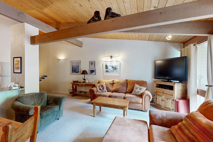 Sierra Del Sol | Ski-in, Ski-out Townhome & Slope- - Taos Ski Valley, NM