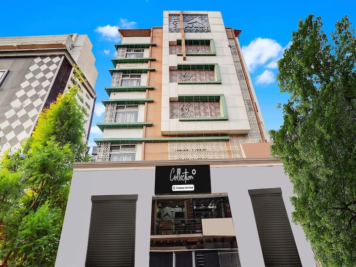 Super Collection O Lucknow Junction - Lucknow