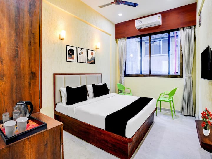 Collection O Kalamboli New Panvel - Maharashtra