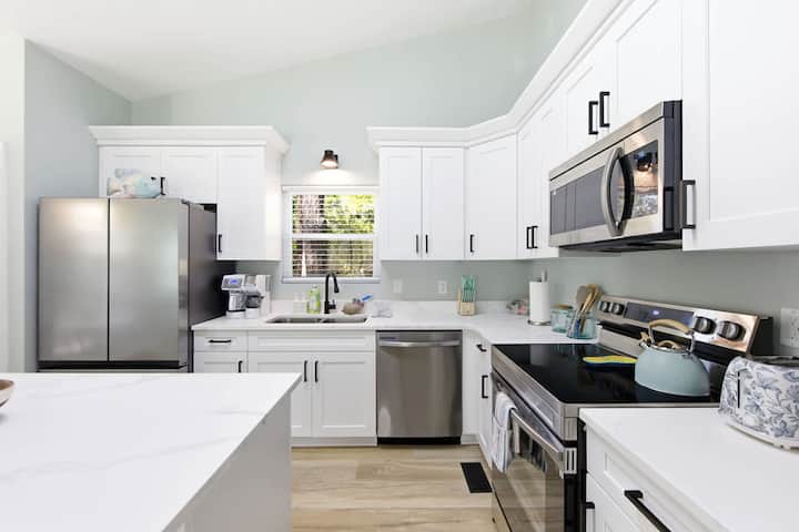 Sojourn Dog Friendly, Modern 2bd With Bikes - Kill Devil Hills, NC