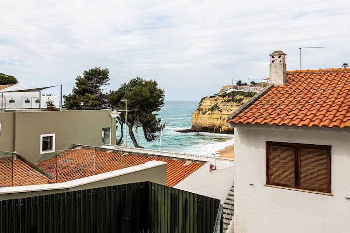 Azure Carvoeiro Seaview Apartment | Prime Location - Carvoeiro