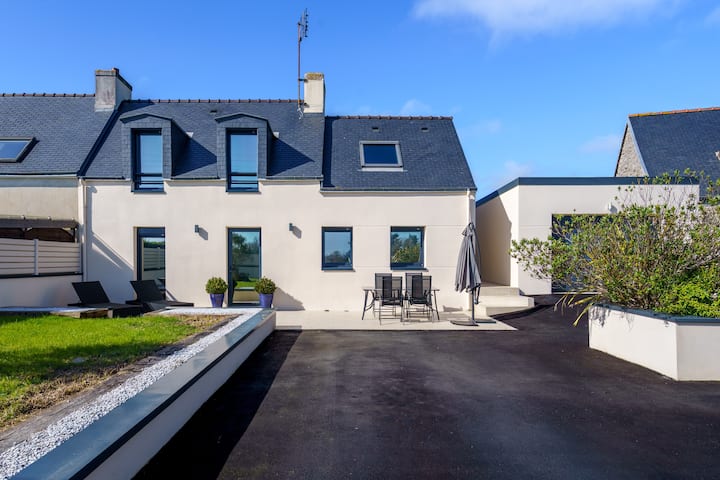 Pendreff - Maison Traditionnelle Avec Jardin - Lesconil