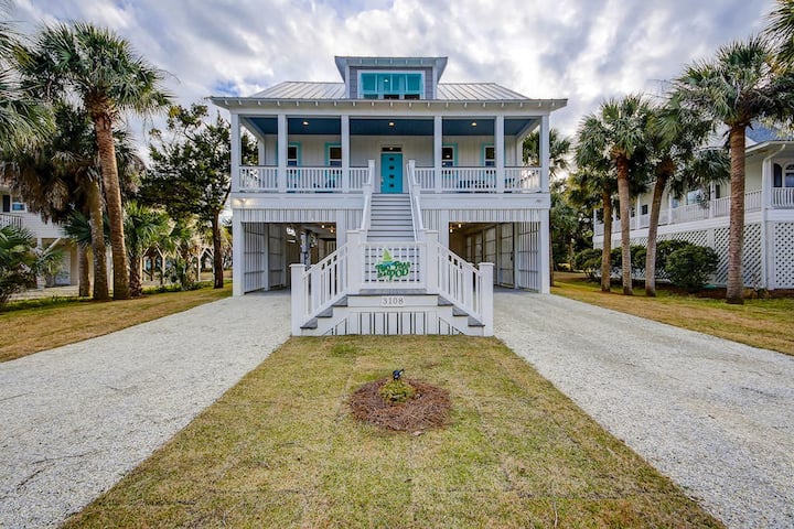Custom Home With Private Pool, Elevator & Short Wa - Edisto Beach