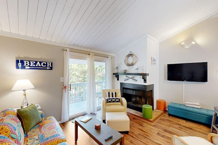 Golf-view Condo With Amenity Pass To Pool, Tennis - Botany Bay, Edisto Island