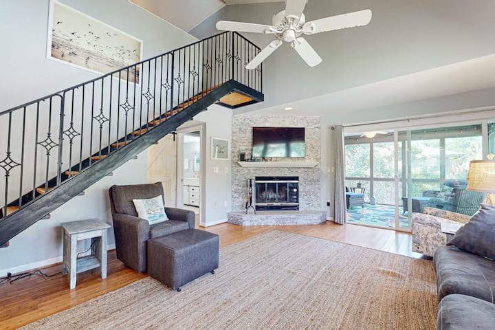 Beautiful Villa With Screened In Patio With Perfec - Edisto Beach