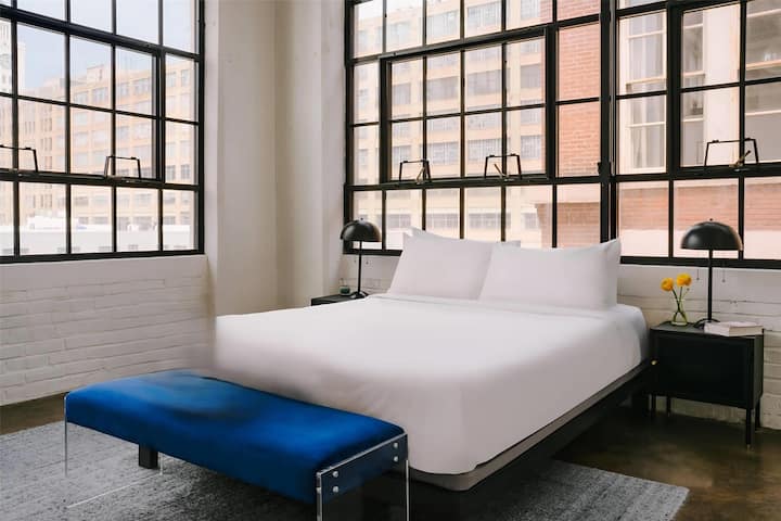 2br Superior | The Heid Lofts | Rooftop & Firepit - Philadelphia, PA