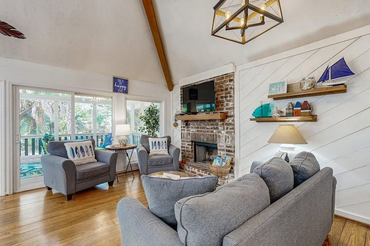 Inviting Dog-friendly Home W/free Wifi, Private W/ - Edisto Beach, SC