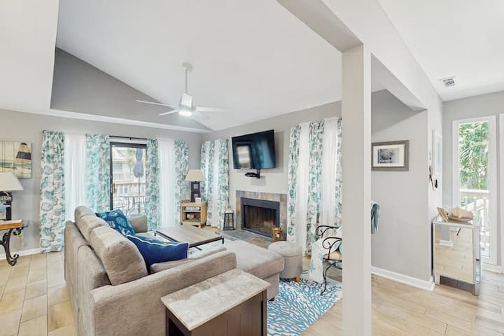 Bright And Beautiful Condo, 5 Min To Beach, Golf A - Palmetto Dunes, SC