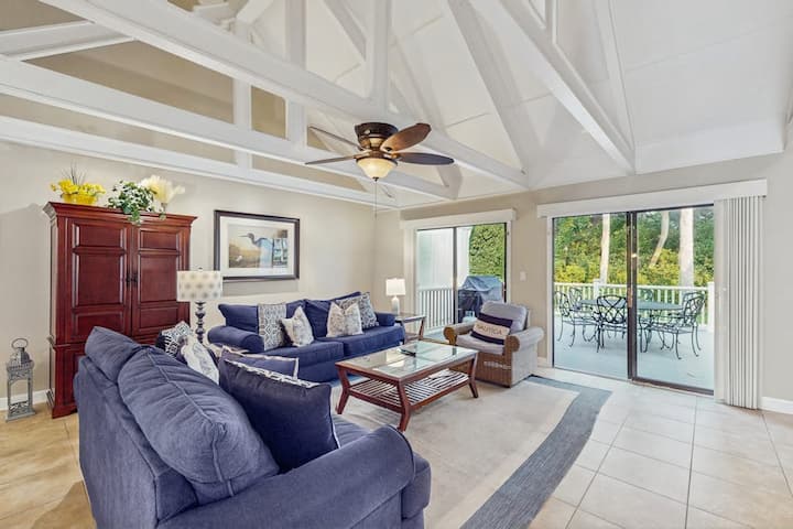 Family-friendly Condo W/ A Furnished Deck & Shared - Palmetto Dunes, SC
