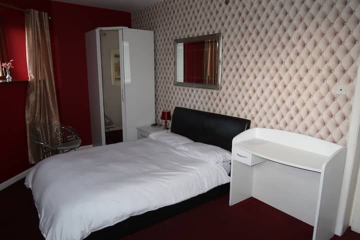 Double-standard-sdb Privée Avec Baignoire Et Douch - Aberdeen