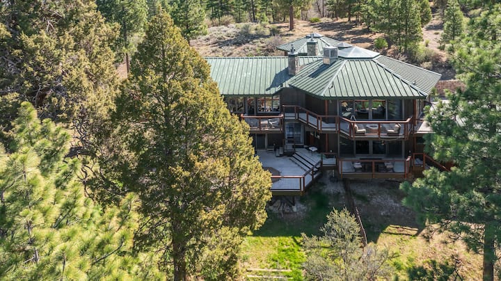 7 Bedroom Luxury 40 Acre Estate W/lake Views&spa! - Big Bear, CA