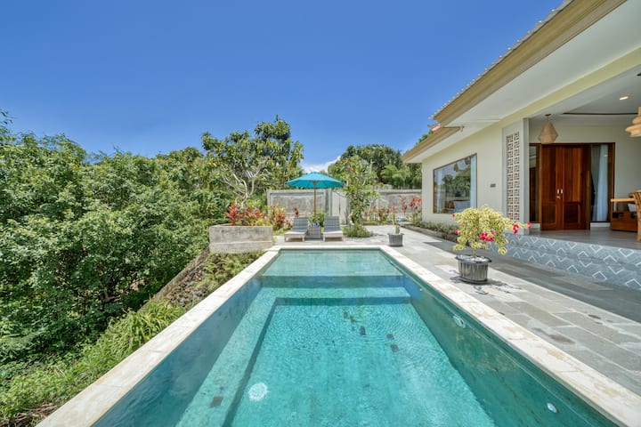 Quiet 2br Villa With Ocean View In Uluwatu - Australia