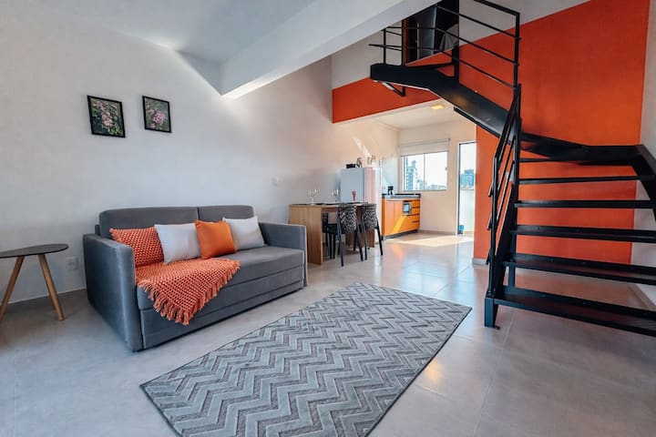 Centro | Loft Para Até 4 Pessoas Com Vaga Garagem - Brusque
