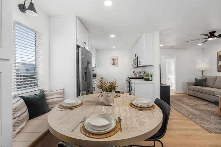 Modern 2br Retreat | Garage| Fast Wifi | Sleeps 6 - El Cerrito - San Diego