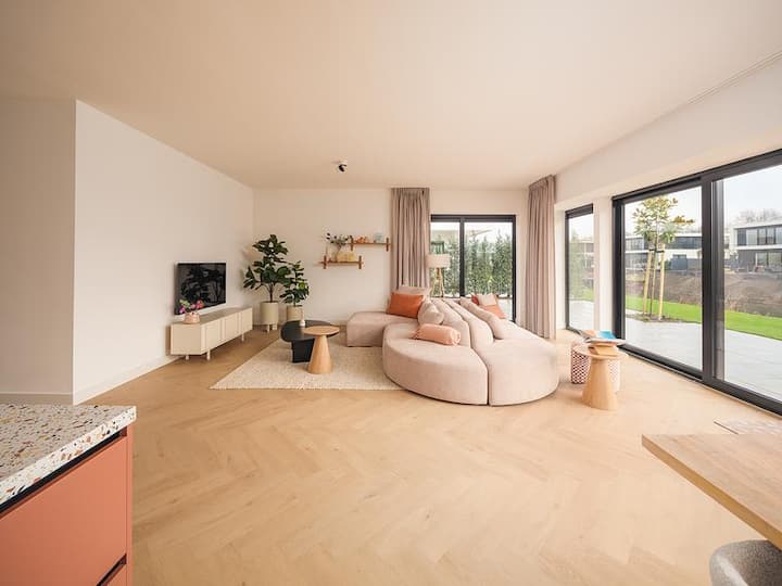 Water Nr. 502 | 8 Pers. Hottub & Sauna - Zeewolde