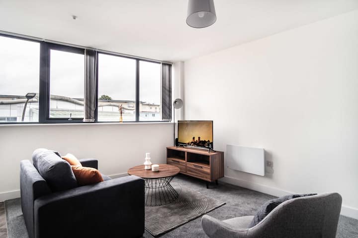 Fabulous 1 Bed Apartment Central Wrexham With Wifi - Wrexham