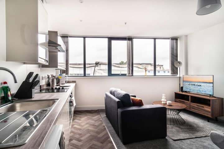 Fabulous 1 Bed Apartment Central Wrexham With Wifi - Wrexham