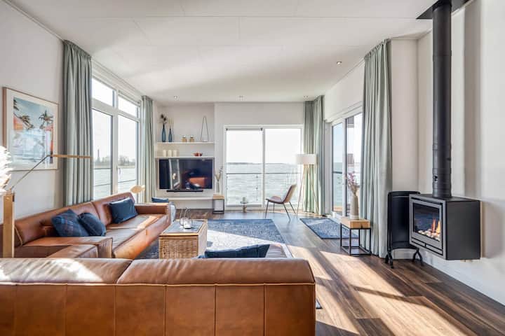 Floatinghouse Große Freiheit - Marlow, Germany