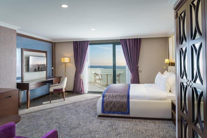 Ramada Silivri | Deluxe Double Sea | Hammam & Pool - Silivri