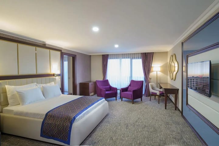 Family Land | Ramada Silivri | Pool Complex - Silivri