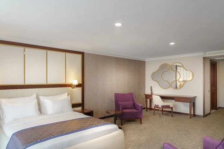 Ramada Silivri | Premium Double Land | Pool - Silivri