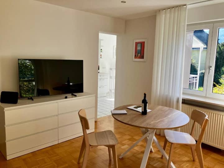 3-room Flat With 2 Bedrooms And A Balcony - Bad Reichenhall