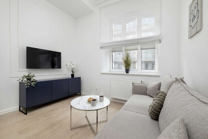 Spokojna 10 | Functional Apartment | Remote Work - Lublin