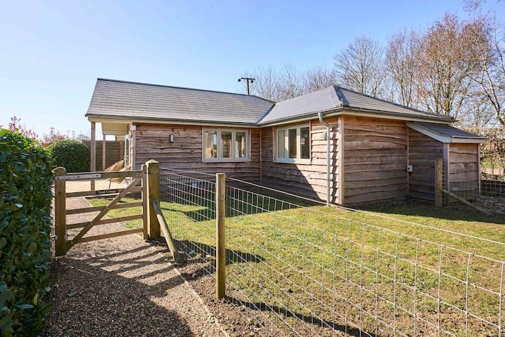 Host & Stay | Toad Cottage - Norfolk