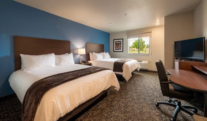 4 Serene Rooms For Families Exploring Cheyenne - Cheyenne, WY