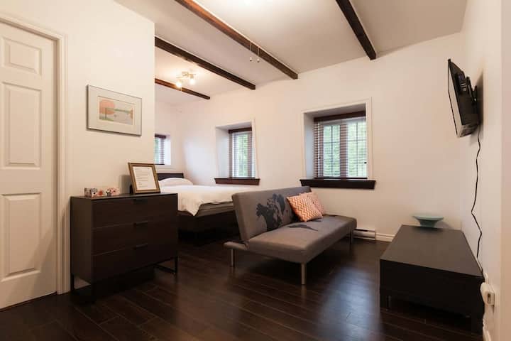 Confort & Escapade Au Vieux-lévis | Studio Urbain - Levis