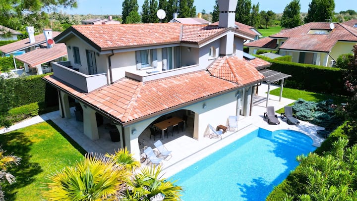 Villa Singola Con Piscina Quinta Est - Rosolina Mare