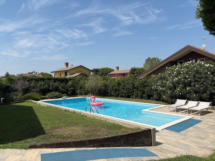Villa Con Piscina Vicina Al Mare - Albarella