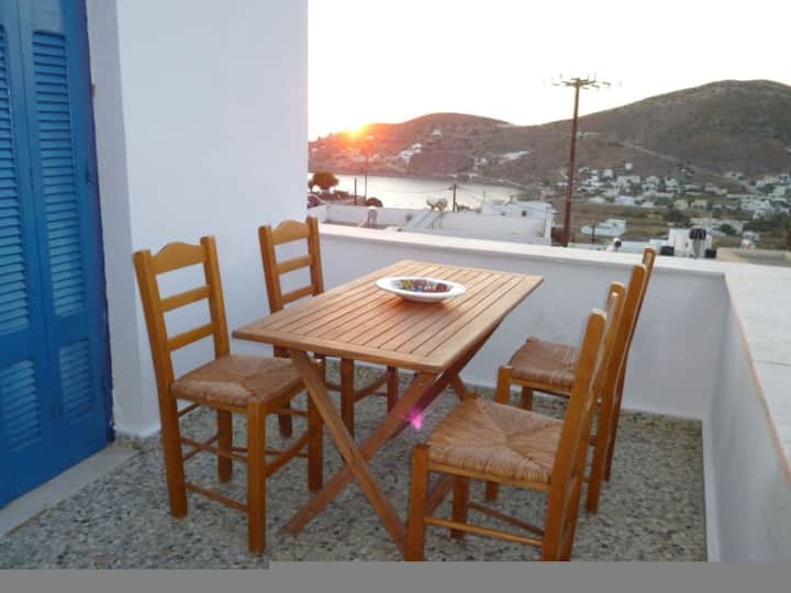 Vasilis Ios Place Room 3 - Ios