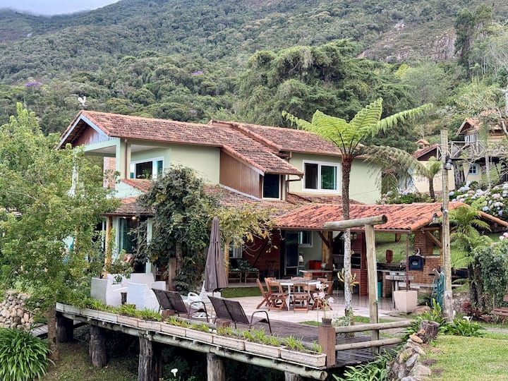 Casa Espetacular Com Piscina E Churrasqueira - Nova Friburgo