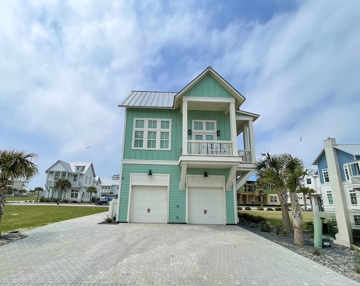 Just Beachy At Sunflower Beach Resort - Port Aransas, TX