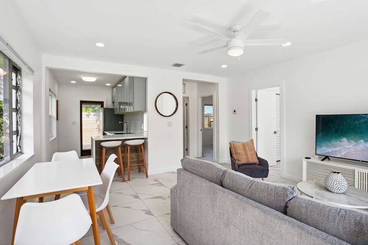 Marina Row 4 – Beach, Shops - Delray Beach, FL