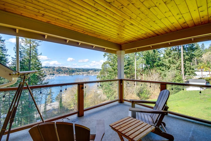 Premier Gig Harbor Home! Views, Spa & Billiards - Gig Harbor, WA