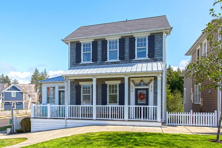 Seabrook's Tide Together Dog Friendly Home - Moclips, WA