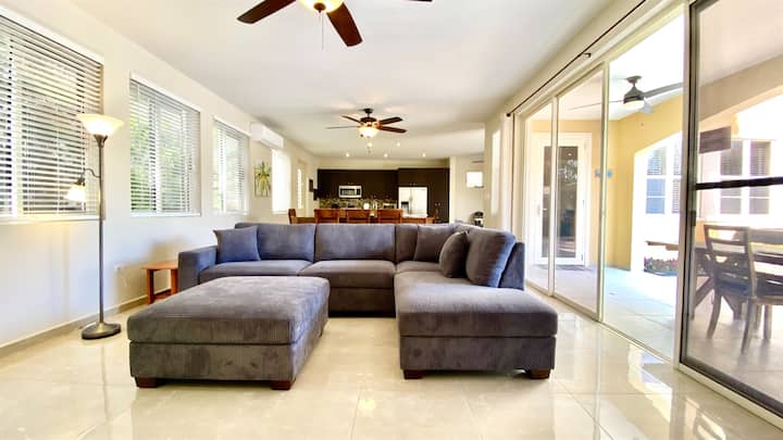 Spacious 5br 4.5ba Home Private Pool Walk To Beach - Puerto Rico
