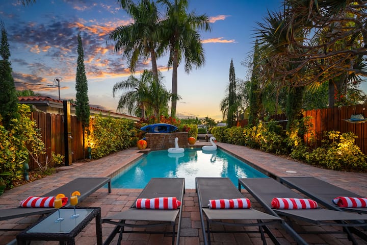Botanical Paradise: Waterfront Pool Villa W/kayaks - Pompano Beach, FL