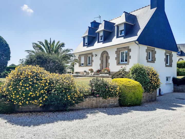 Estupenda Casa De Vacaciones Privada Para 7 Personas Con Wifi, Tv, Terraza Y Mascotas Permitida - Pleumeur-Bodou