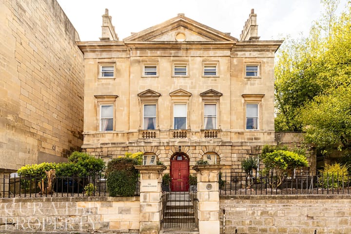 The Admirals Mansion - Central Bath - Bath