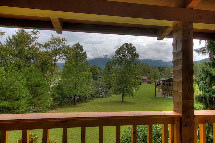 Always & Forever - Honeymoon Cabin In Wears Valley - Wears Valley, TN