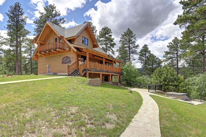 Wannabee Moose · Hot Tub Cabin W/ Black Hills View - Deadwood, SD