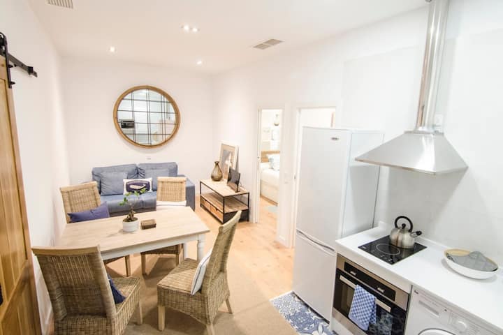 Cozy 2bd Apartment - Sol, City Center - Chueca