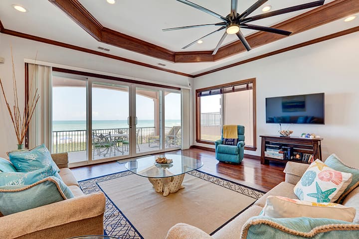 Mi Casa Es Su Casa: Beachfron Private Home W/pool - South Padre Island