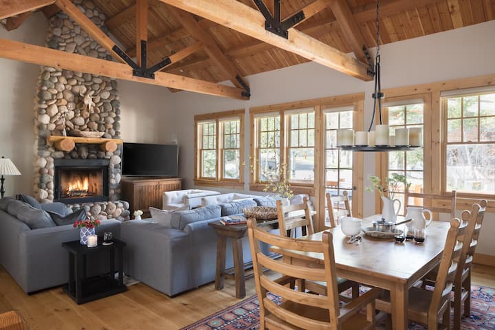 Outpost: Granite Ridge Homestead 3100 - Hot Tub! - Teton Village, WY