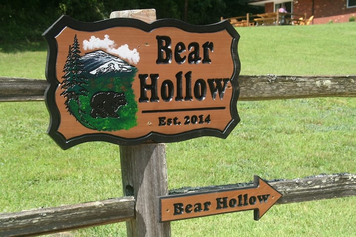 Perfect Affordable Family Retreat! + Hot Tub! - Gatlinburg, TN