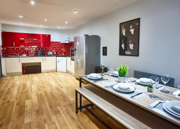 Lennon Suite 4 Beds/4baths Liverpool Sleeps 11*** - Liverpool